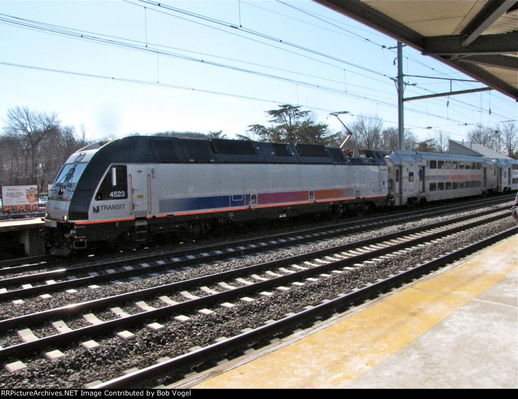 NJT 4523